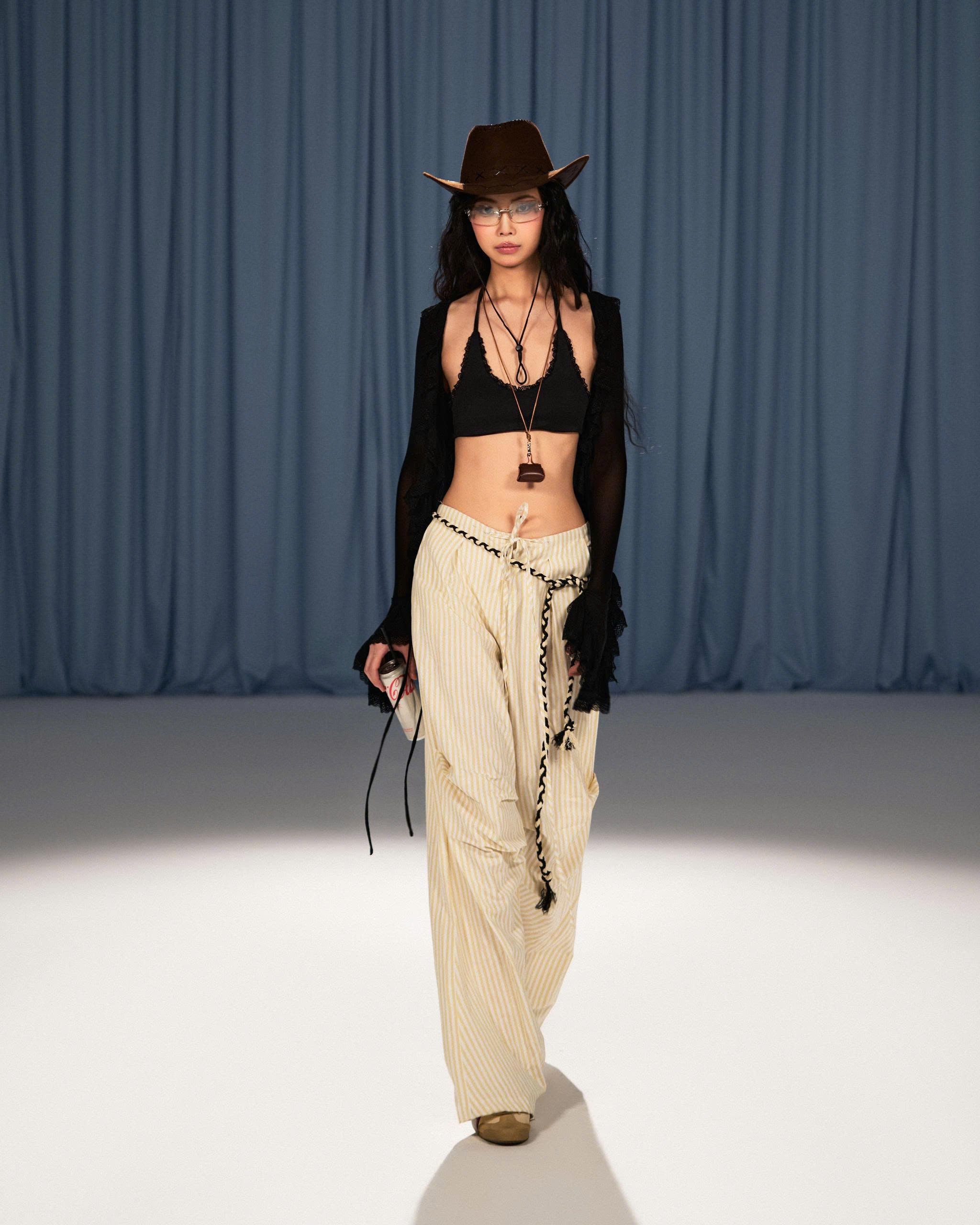 BOTTOMS – So Dope Club